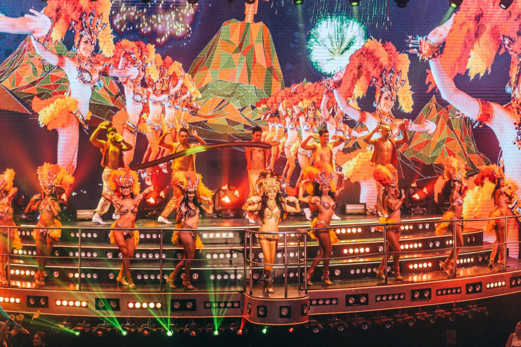 Actividades na Riviera Maya: Coco Bongo - Presstur